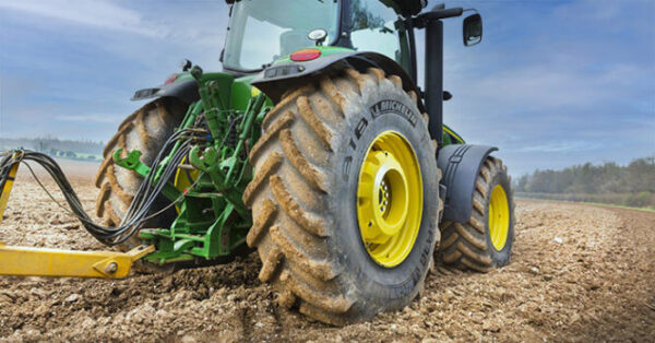 Agricultural and Commercial Tyres | 24/7 Tyre Service | Farol